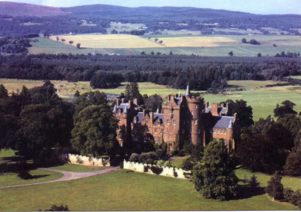 Dunaber MusicTea with Lord Lovat - Dunaber Music